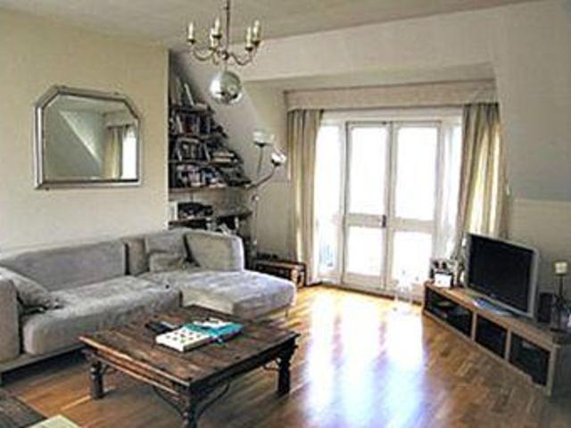 2 Bedrooms Flat for rent in Warrington Crescent, Little Venice, London W9