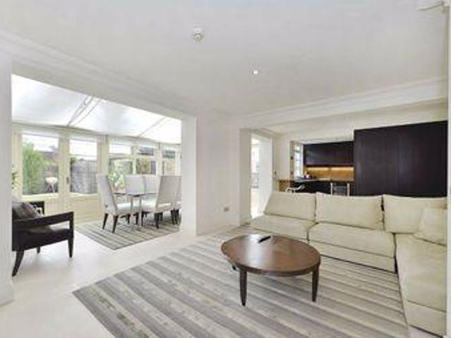 2 Bedrooms Flat for rent in Warwick Avenue, London W9