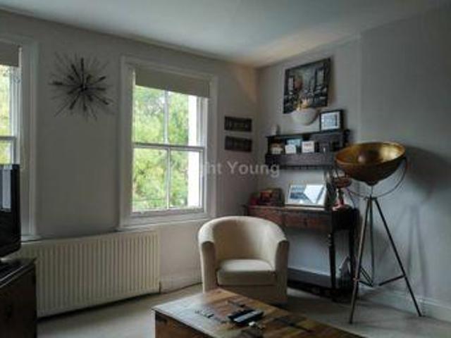 2 Bedrooms Flat for rent in Warwick Road, London SW5