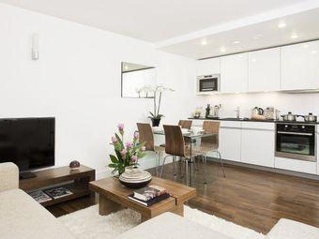 2 Bedrooms Flat for rent in Weymouth Street, Marlybone W1W