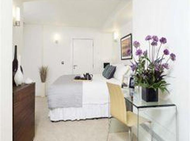 2 Bedrooms Flat for rent in Weymouth Street, Marylebone, London W1W