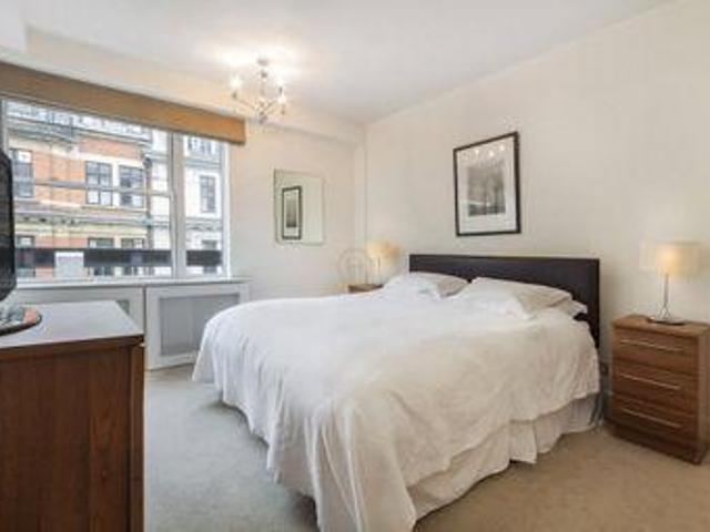 2 Bedrooms Flat for rent in Weymouth Street, London W1W