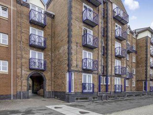 2 Bedrooms Flat for rent in Weavers House, Mannheim Quay, Maritime Quarter SA1