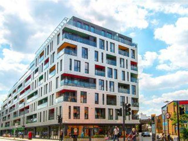 2 Bedrooms Flat for rent in Webber Street, London SE1