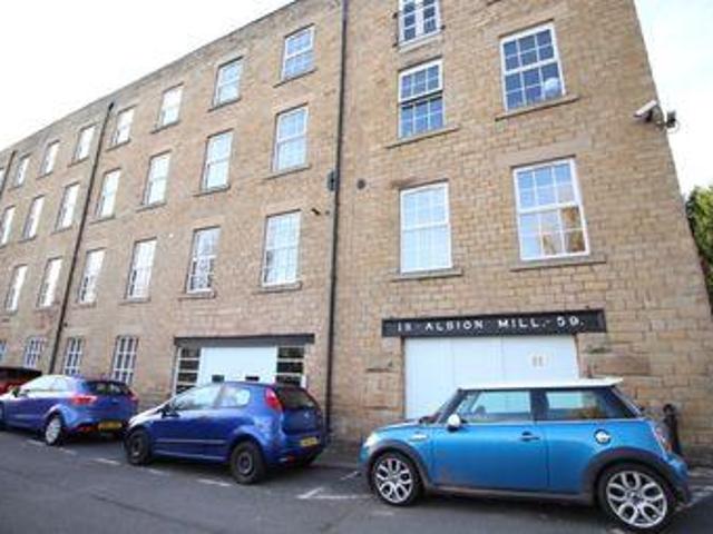 2 Bedrooms Flat for rent in Wedneshough Green, Hollingworth, Hyde SK14