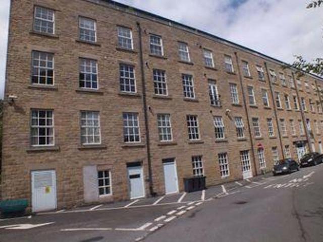 2 Bedrooms Flat for rent in Wedneshough Green, Hollingworth, Hyde SK14