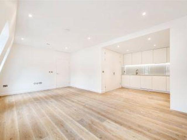 2 Bedrooms Flat for rent in Welbeck Way, London W1G