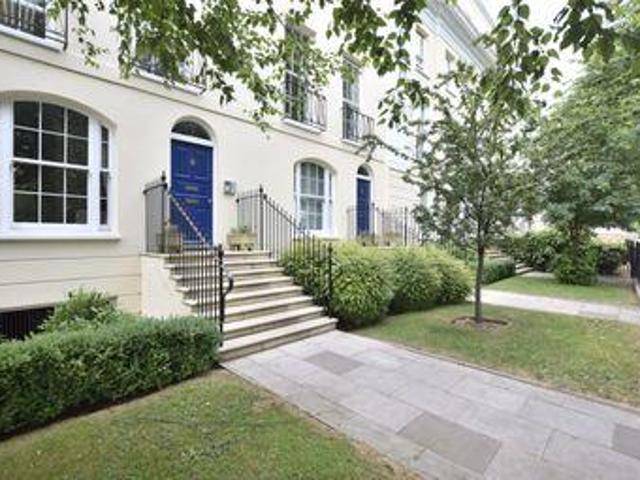 2 Bedrooms Flat for rent in Wellington Place London Road, Cheltenham GL52