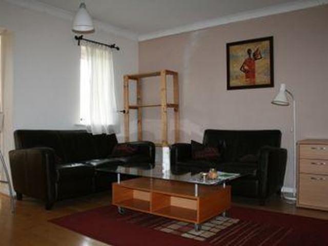 2 Bedrooms Flat for rent in Wesley Avenue, Docklands, London E16