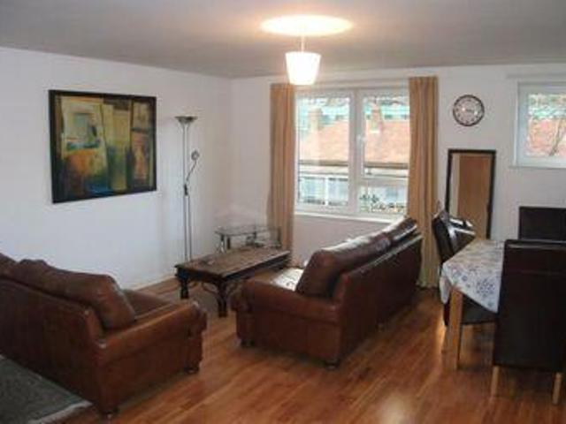 2 Bedrooms Flat for rent in West Tollcross, Edinburgh EH3