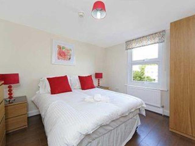 2 Bedrooms Flat for rent in West Cromwell Road, Kensington, London SW5