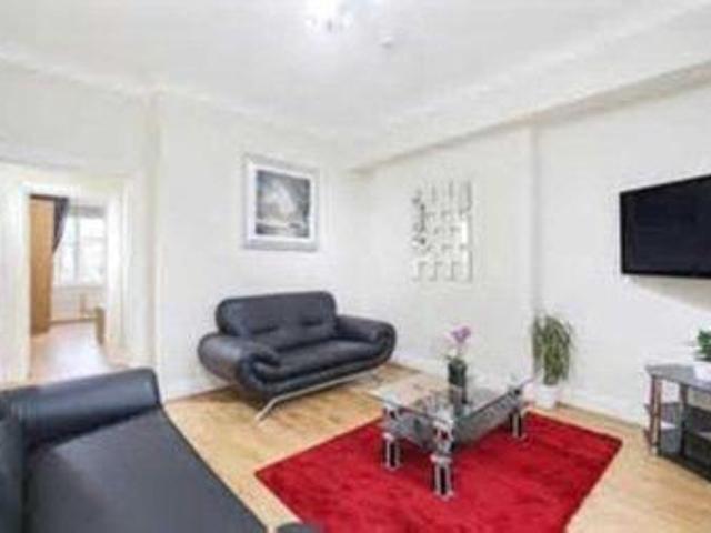 2 Bedrooms Flat for rent in West Cromwell Road, Kensington SW5