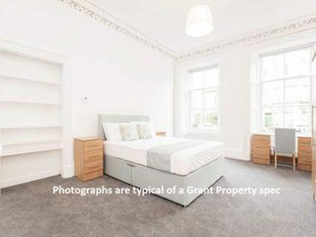 2 Bedrooms Flat for rent in West End Park Street, Woodlands, Glasgow G3