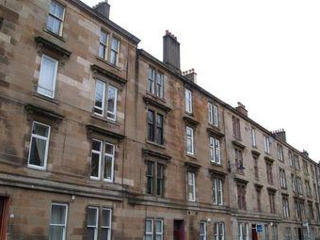 2 Bedrooms Flat for rent in West Graham Street, Glasgow G4