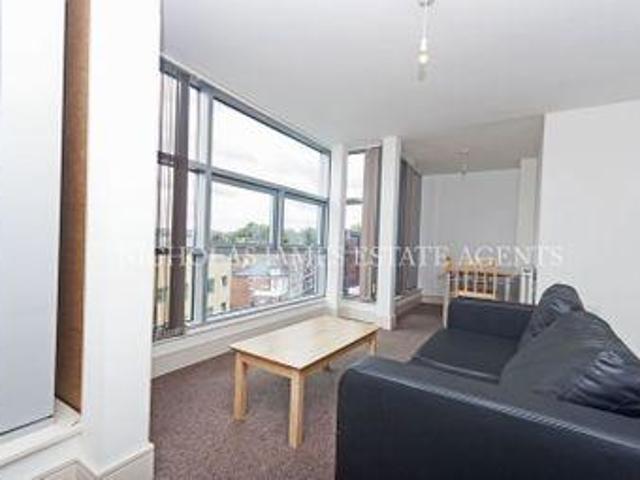 2 Bedrooms Flat for rent in West Green Road, London N15