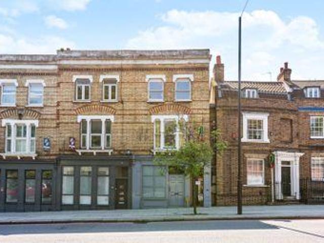 2 Bedrooms Flat for rent in West Hill, West Hill, London SW18
