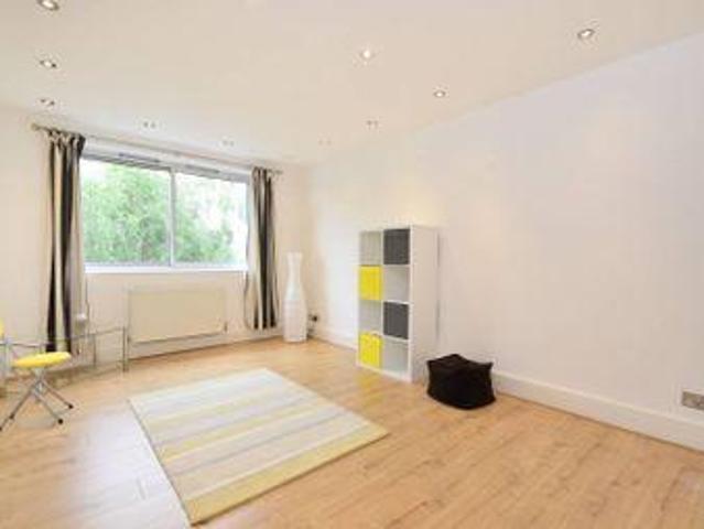 2 Bedrooms Flat for rent in West Hill, West Hill SW15
