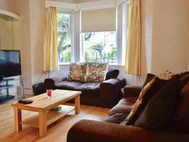 2 Bedrooms Flat for rent in West Savile Terrace, Edinburgh EH9