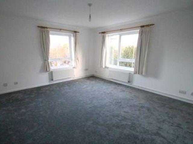 2 Bedrooms Flat for rent in Westmoreland Road, Bromley BR2