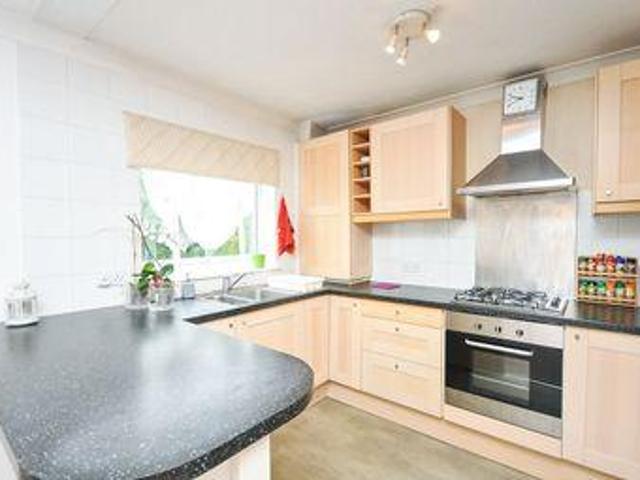 2 Bedrooms Flat for rent in Westmoreland Road, Bromley BR2