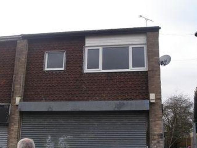 2 Bedrooms Flat for rent in Weston Square, Macclesfield SK11