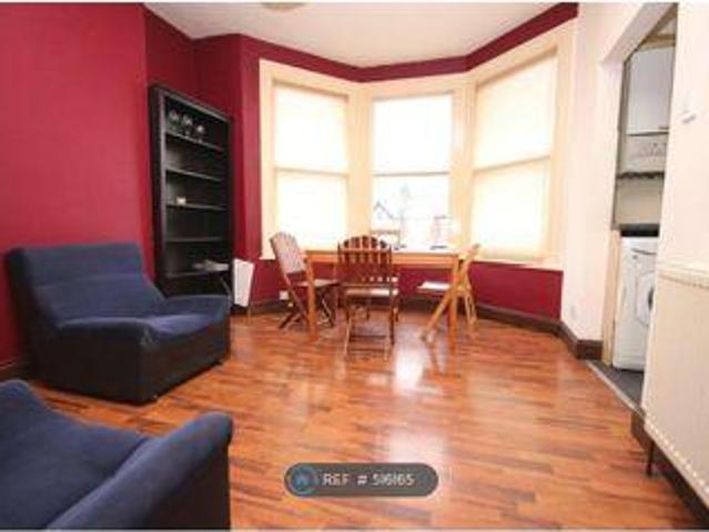 2 Bedrooms Flat for rent in Westbury Avenue, London N22