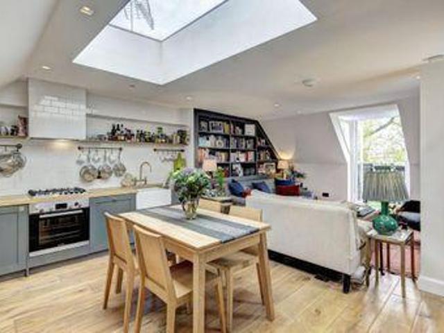 2 Bedrooms Flat for rent in Westbourne Park Vill W2
