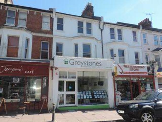 2 Bedrooms Flat for rent in Western Road, Bexhill On Sea TN40