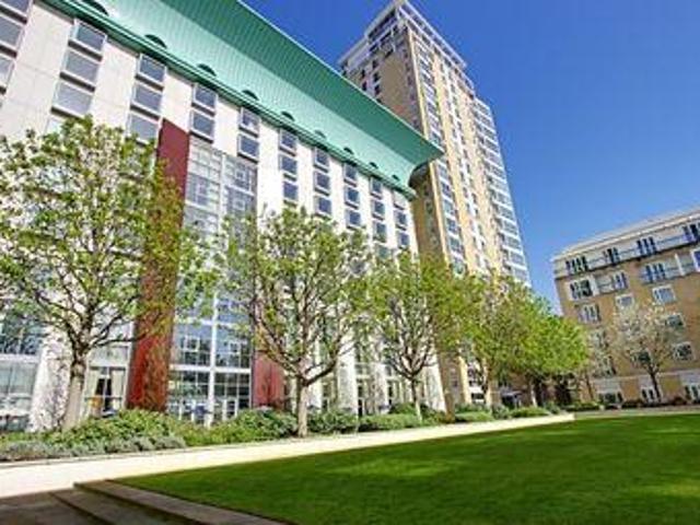 2 Bedrooms Flat for rent in Westferry Circus, London E14