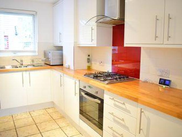 2 Bedrooms Flat for rent in Wharf Road, London N1