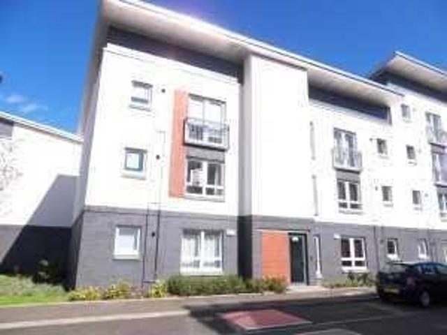 2 Bedrooms Flat for rent in Whimbrel Wynd, Braehead, Renfrew PA4