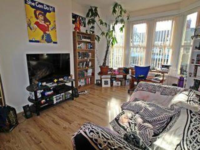 2 Bedrooms Flat for rent in Whitchurch Road, Heath, Cardiff CF14