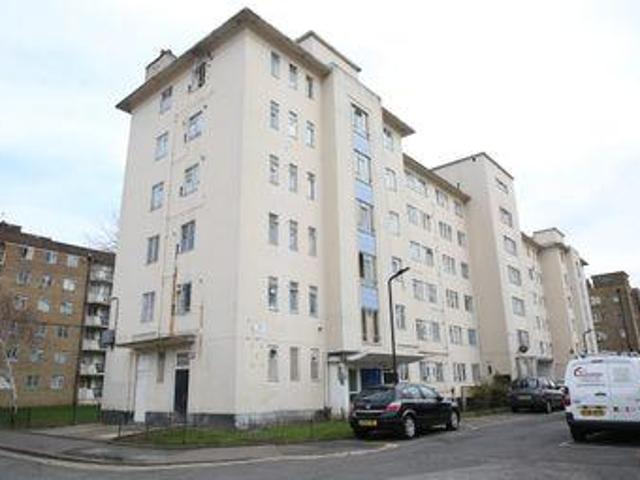 2 Bedrooms Flat for rent in White House, London, Clapham SW4