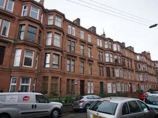 2 Bedrooms Flat for rent in White Street, Glasgow G11