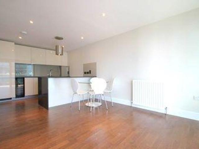 2 Bedrooms Flat for rent in Whitechapel High Street, London E1