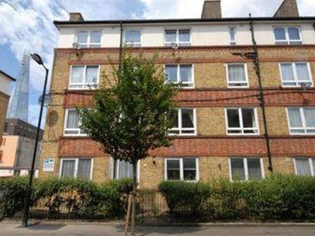 2 Bedrooms Flat for rent in Whitegrounds, London Bridge SE1