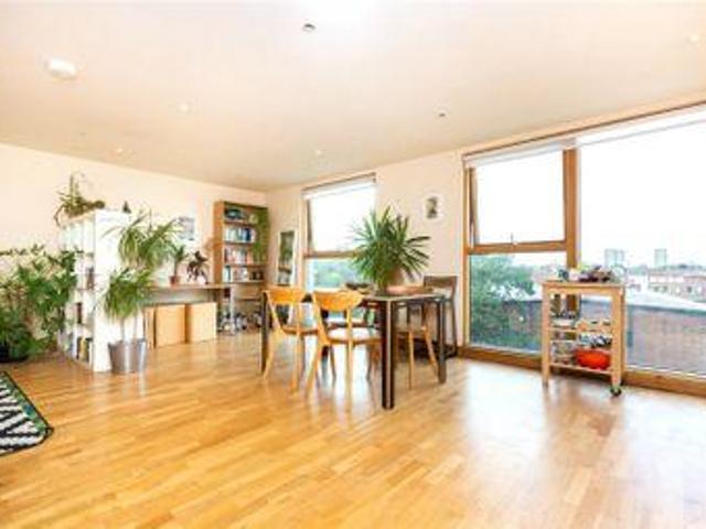 2 Bedrooms Flat for rent in Wick Lane, Wick Lane E3