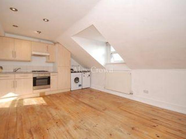 2 Bedrooms Flat for rent in Wilberforce Road, London N4