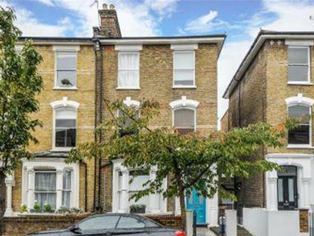 2 Bedrooms Flat for rent in Wilberforce Road, London N4