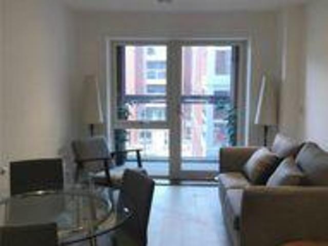 2 Bedrooms Flat for rent in Wilkinson Close, London NW2