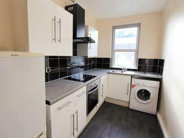 2 Bedrooms Flat for rent in Willoughby Park Road, London N17
