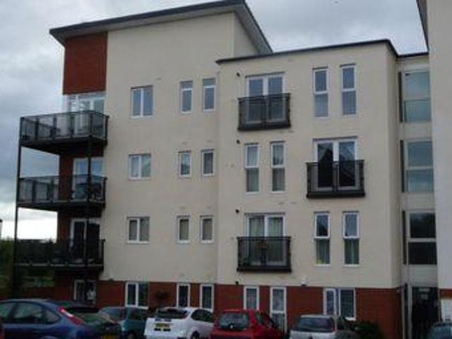 2 Bedrooms Flat for rent in Wilton Court, Hanley, Stoke On Trent ST1