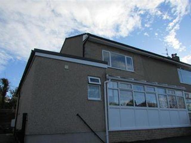 2 Bedrooms Flat for rent in Winchester Avenue, Lancaster LA1