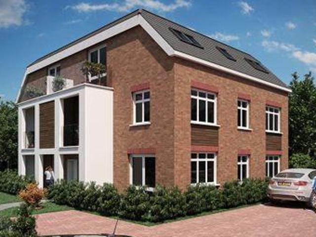 2 Bedrooms Flat for rent in Winchester Road, Bromley, Kent BR2