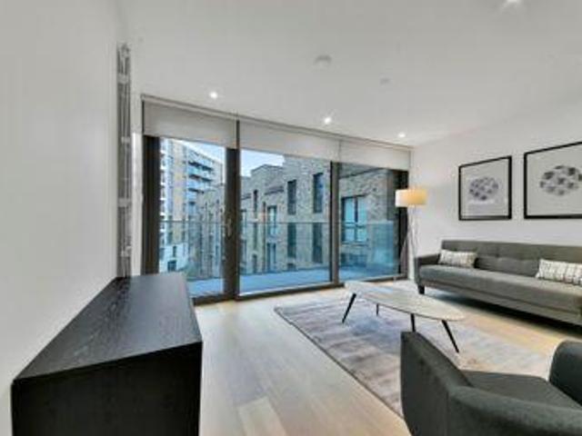 2 Bedrooms Flat for rent in Windlass House, Royal Wharf, London E16