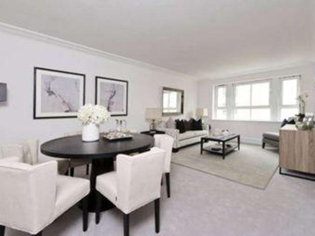 2 Bedrooms Flat for rent in Wrights Lane, London W8