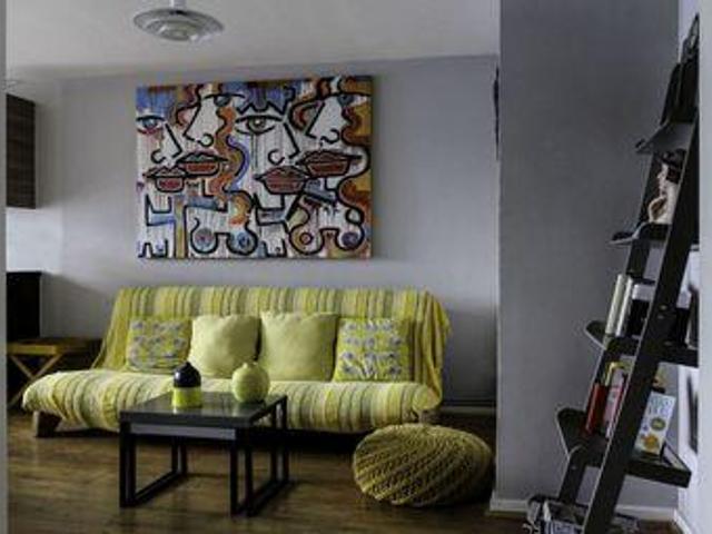 2 Bedrooms Flat for rent in Wynford Road, London N1