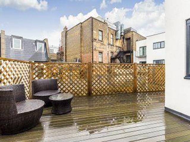 2 Bedrooms Flat for rent in Tournay House, 2 Tournay Road SW6