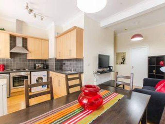 2 Bedrooms Flat for rent in Tower Bridge Road, London Bridge SE1