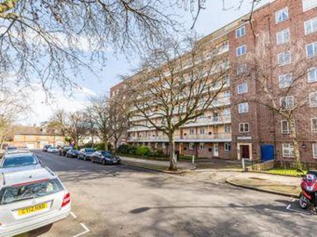 2 Bedrooms Flat for rent in Townshend Estate, London NW8
